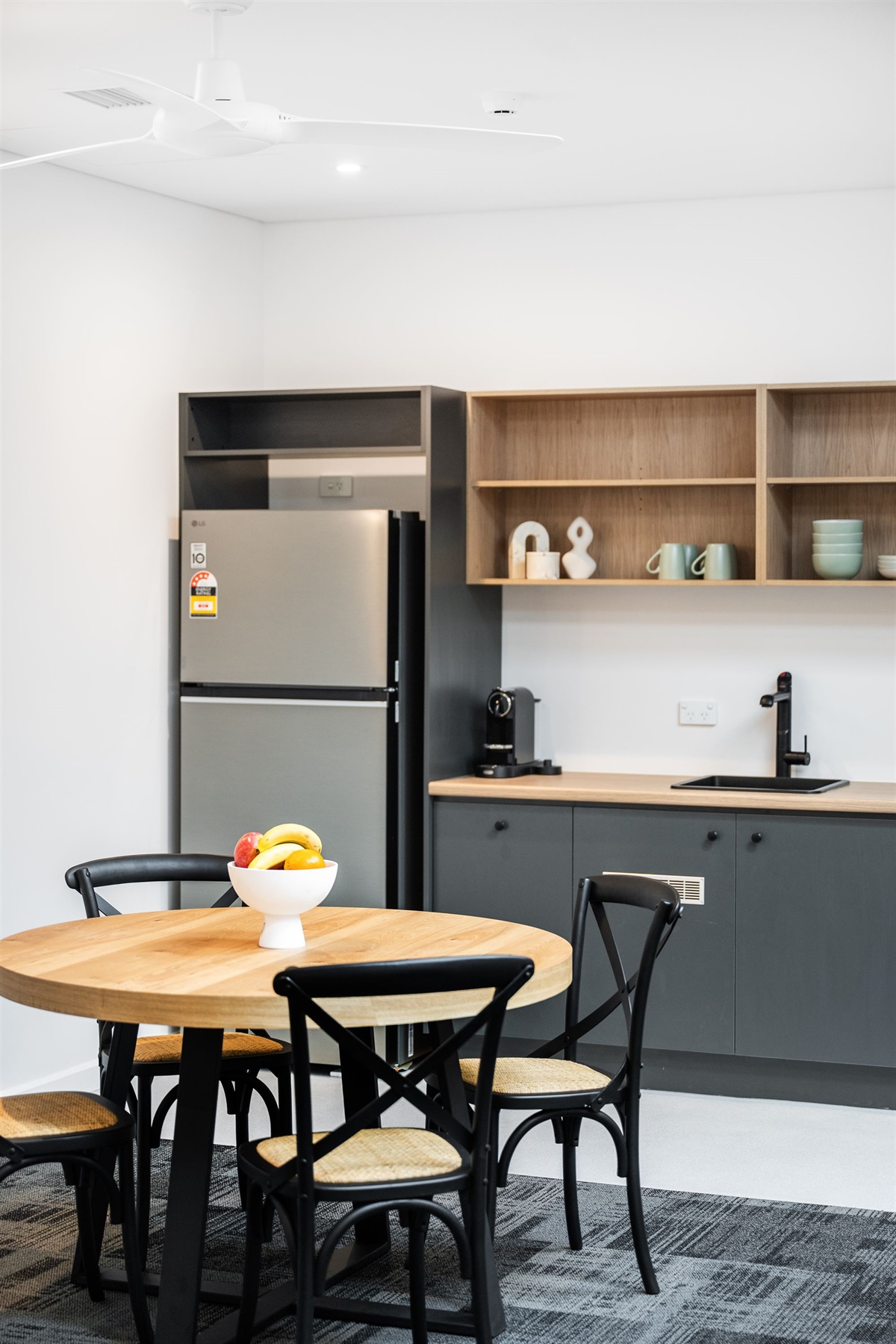 Kitchen and dining MTTV